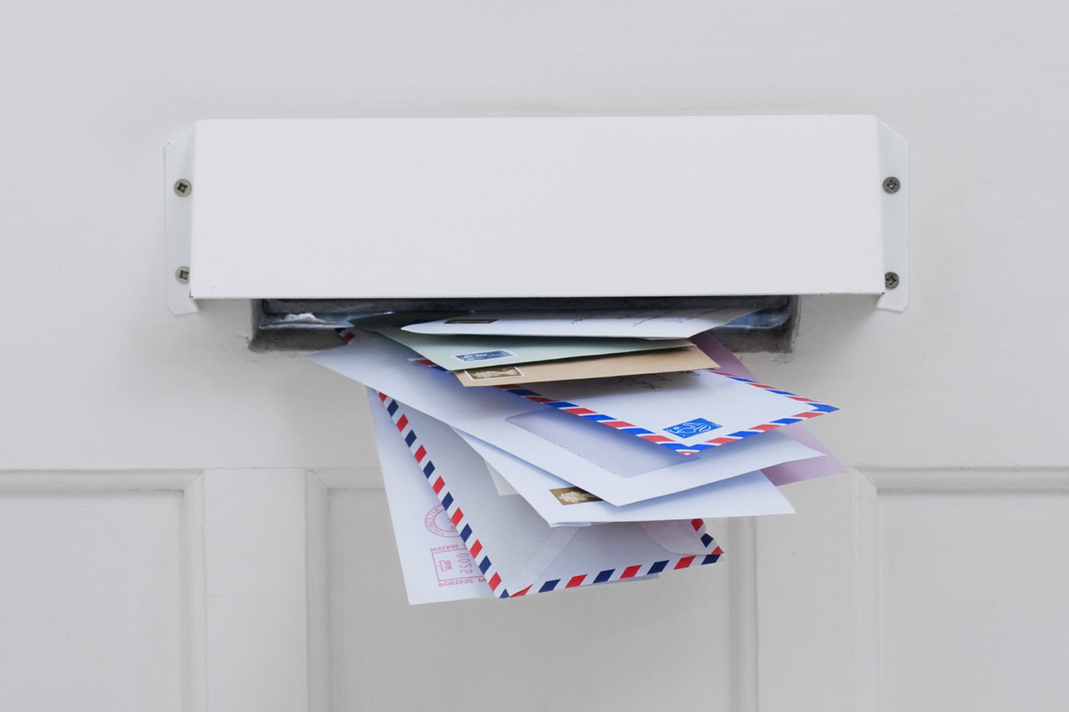 When to Send Out Your Wedding Invitations – Pemberly Fox